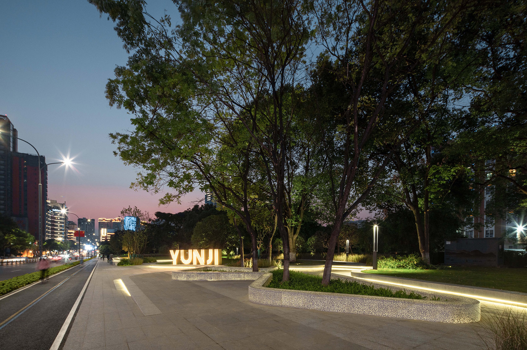 Urban renewal of Yunji Road, Yichang by HID - 谷德设计网