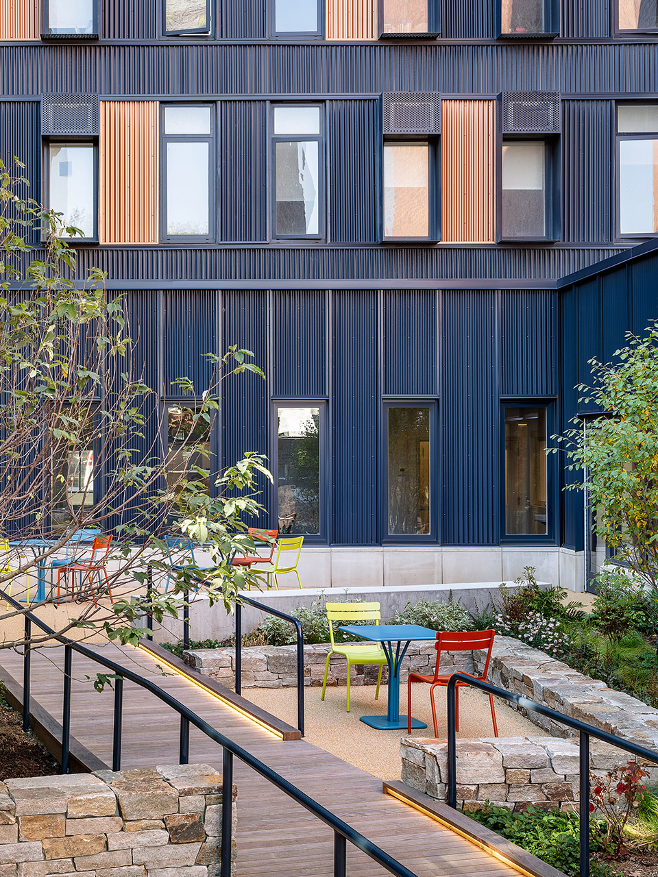 Tres Puentes by Shakespeare, Gordon, Vlado: Architects - 谷德设计网