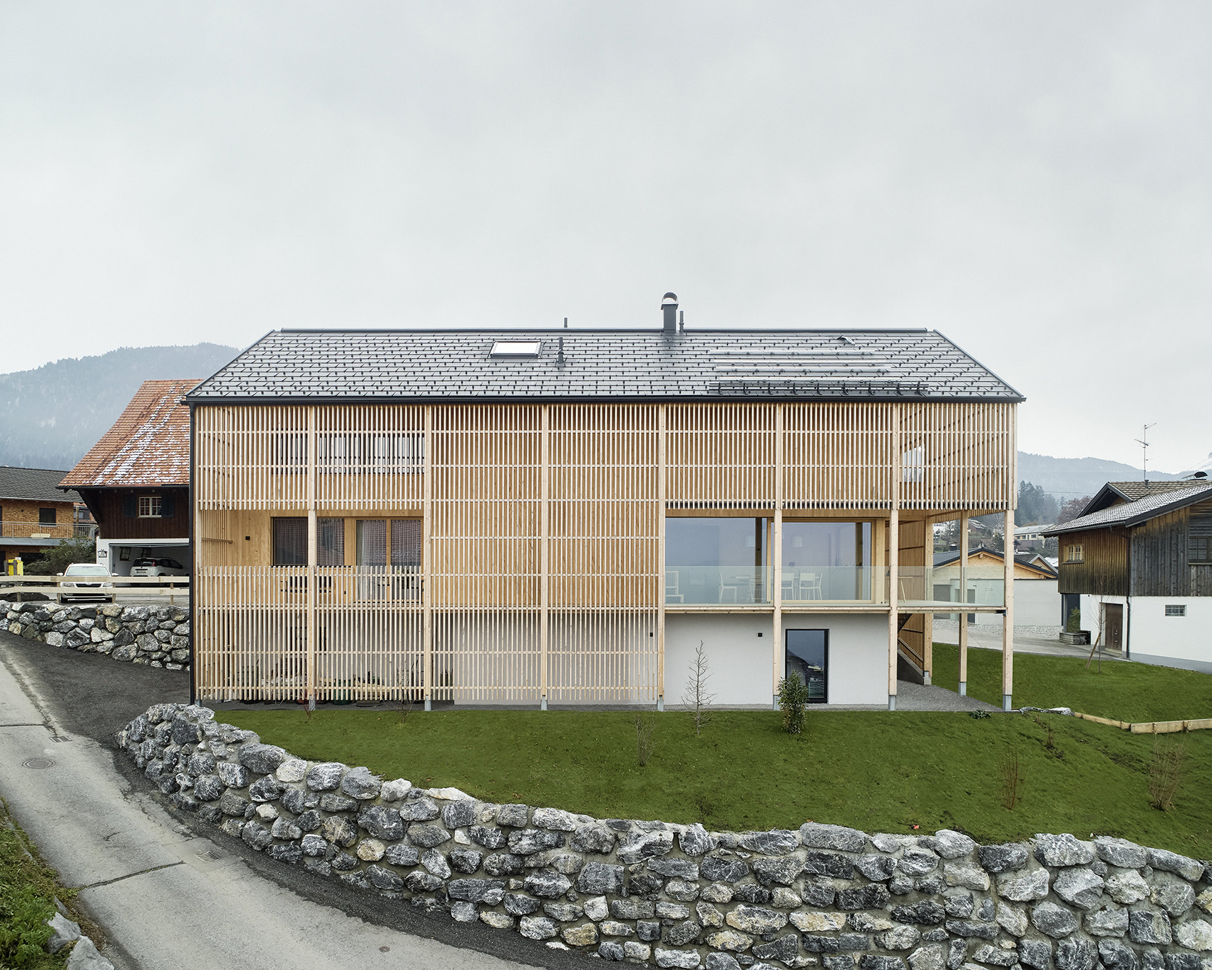 Multigenerational house with a view by MWArchitekten - 谷德设计网