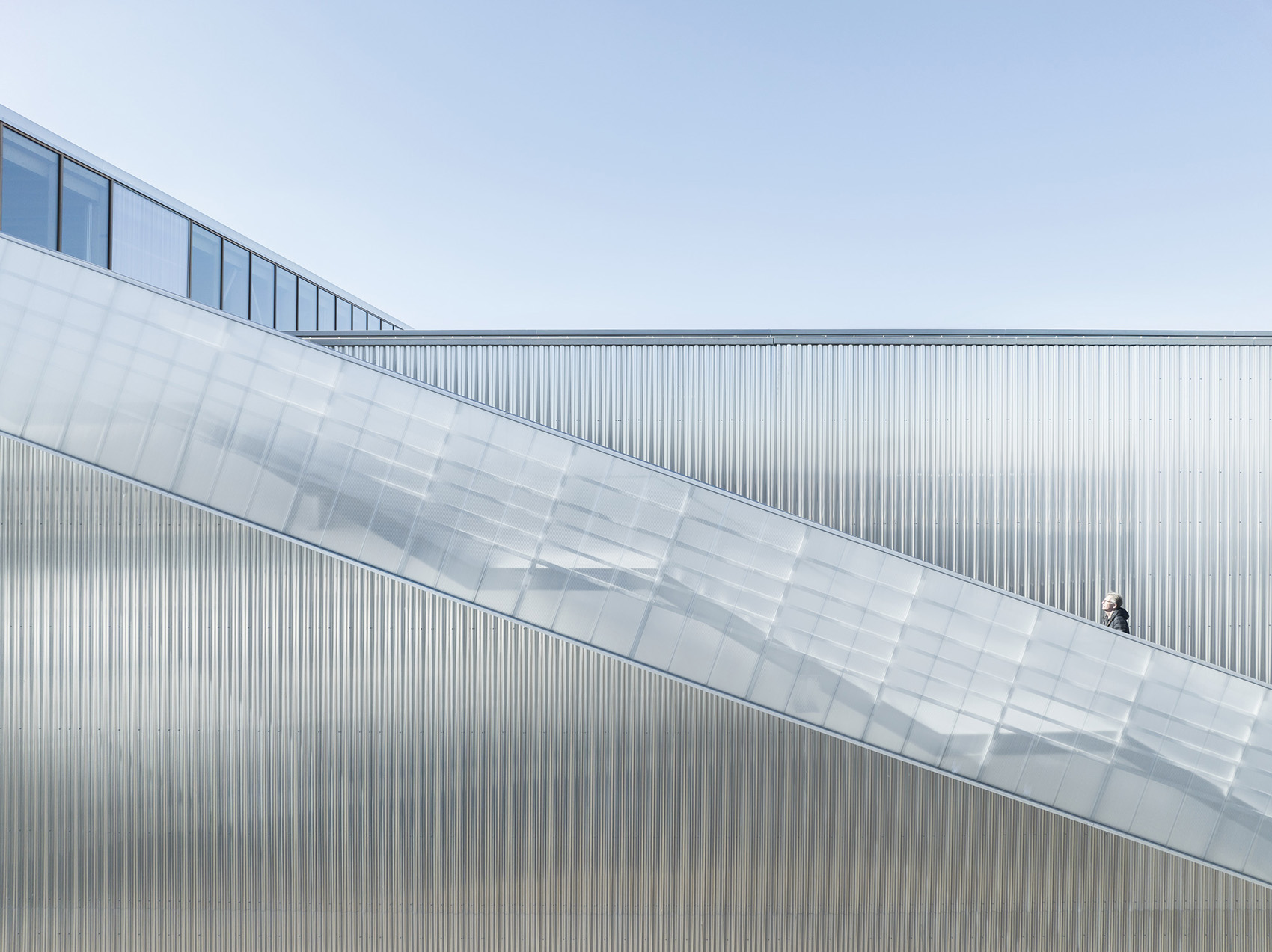 TRUMPF Fitness and Company Sports Center by Barkow Leibinger - 谷德设计网