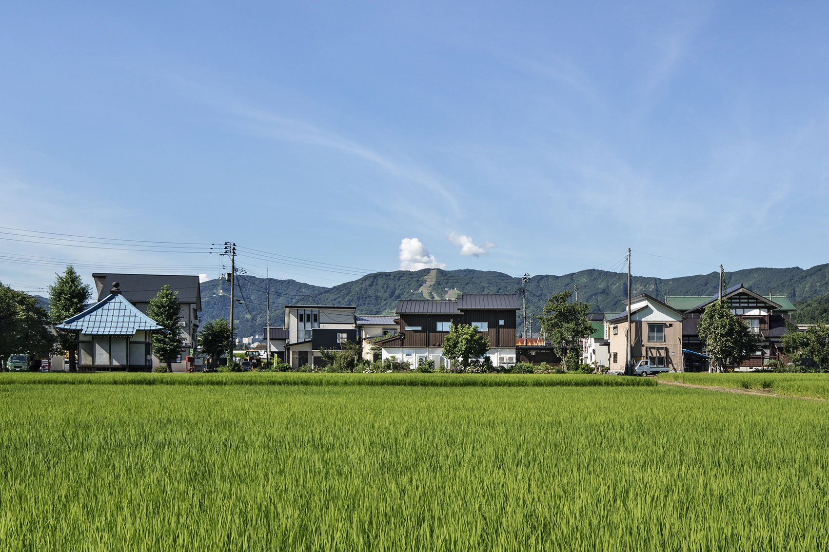 Villa Uonuma by Tsutsumi & Associates - 谷德设计网
