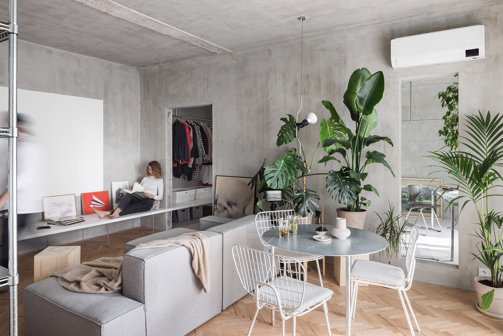 Panelak Apartment by Kilo/Honč - 谷德设计网