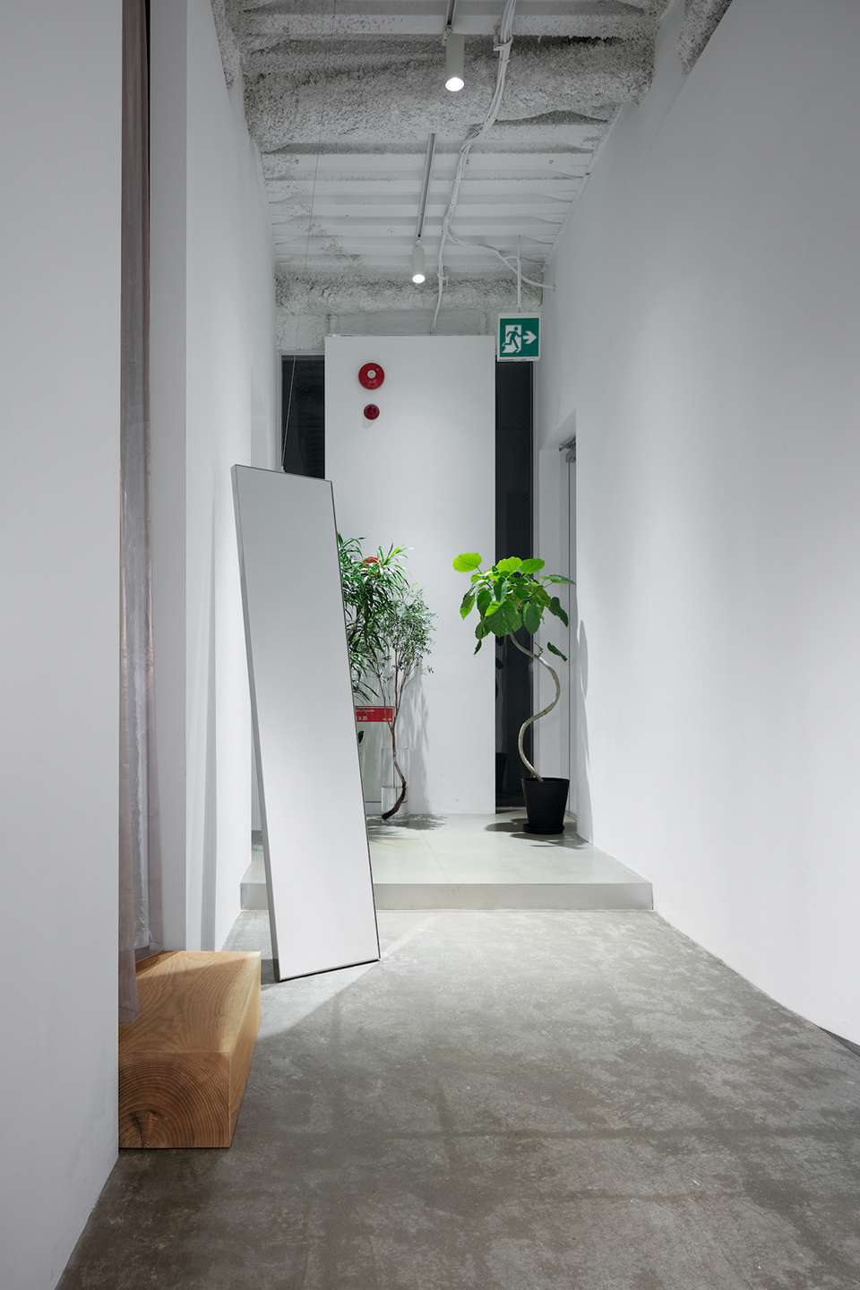 SITEN Hair and eye salon by SIDES CORE - 谷德设计网