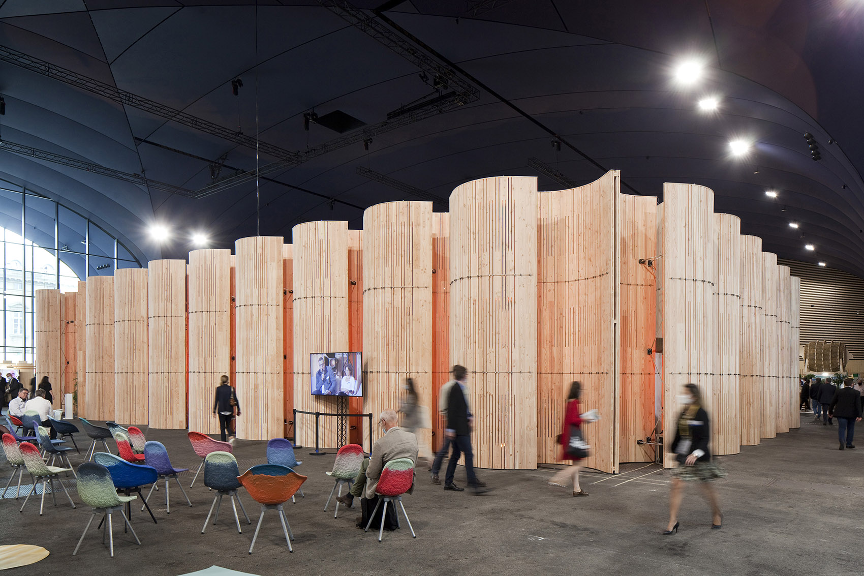 The Ephemeral Auditorium Paris by ArtBuild Architects - 谷德设计网