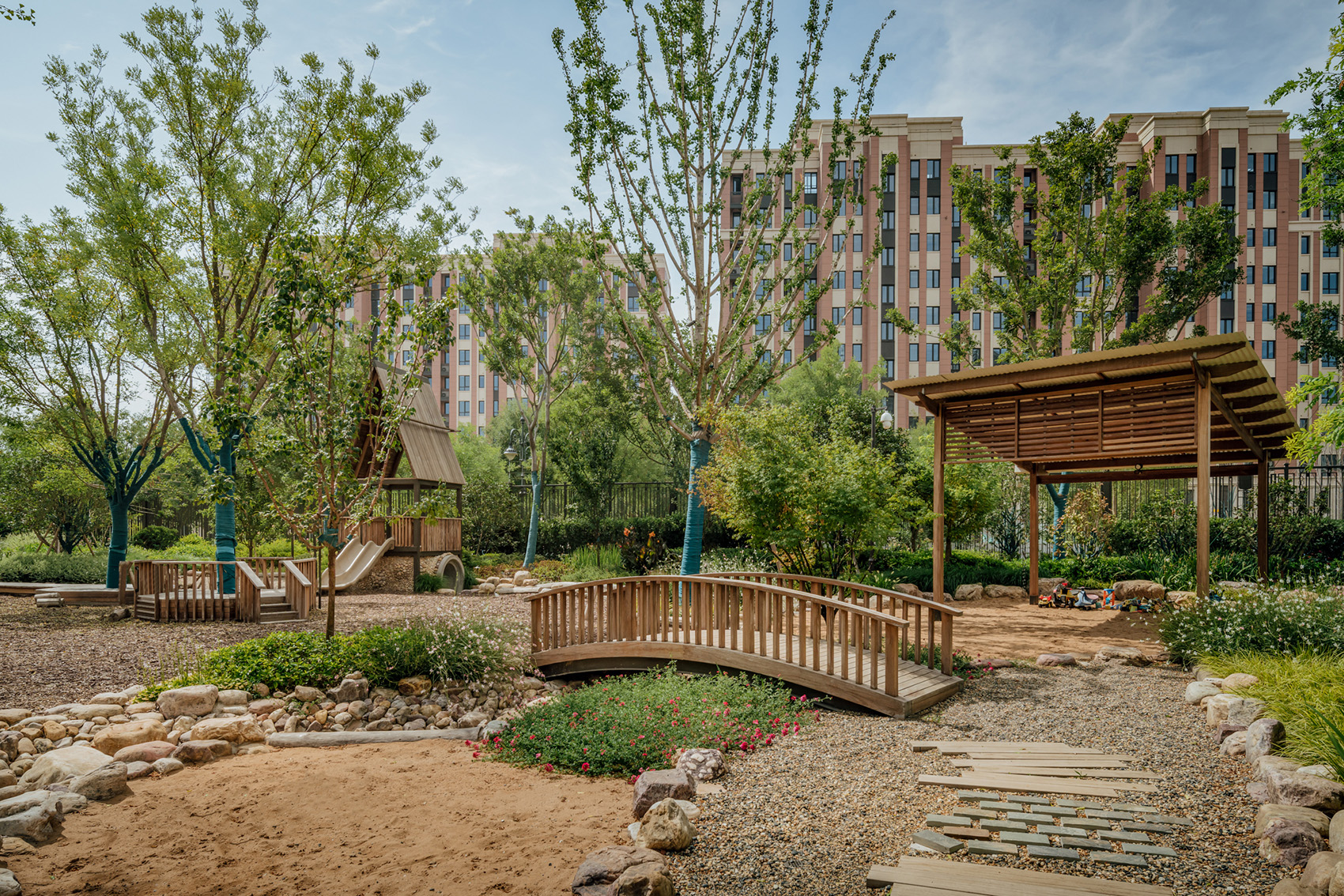 One Infinity Academy, Kindergarten by Horizon & Atmosphere Landscape ...