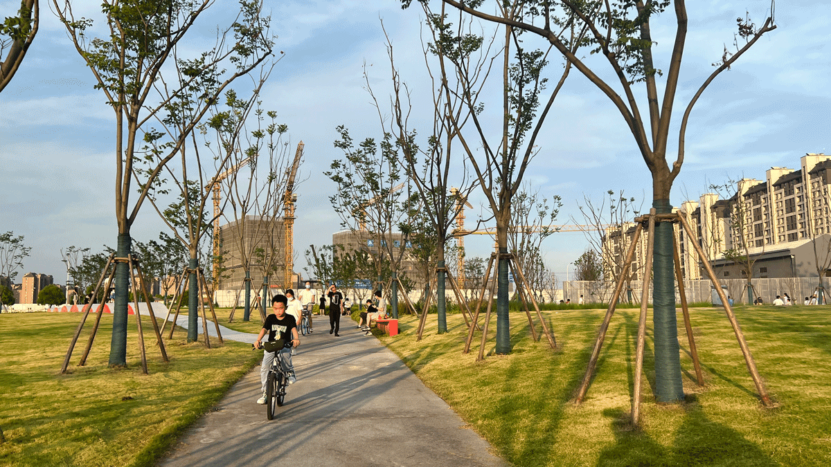 Shangkun Yueshan South Riverfront Community Park by Possibilism Design ...