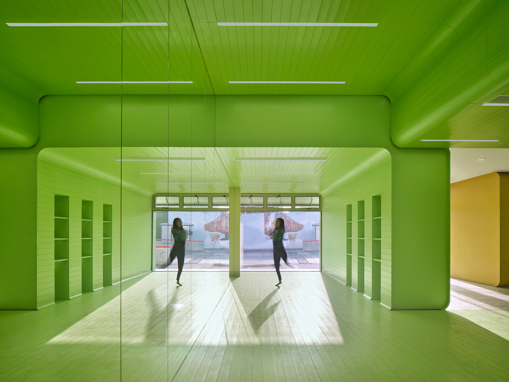 The Decoration Design of Suhe Service Station by Original Design Studio ...