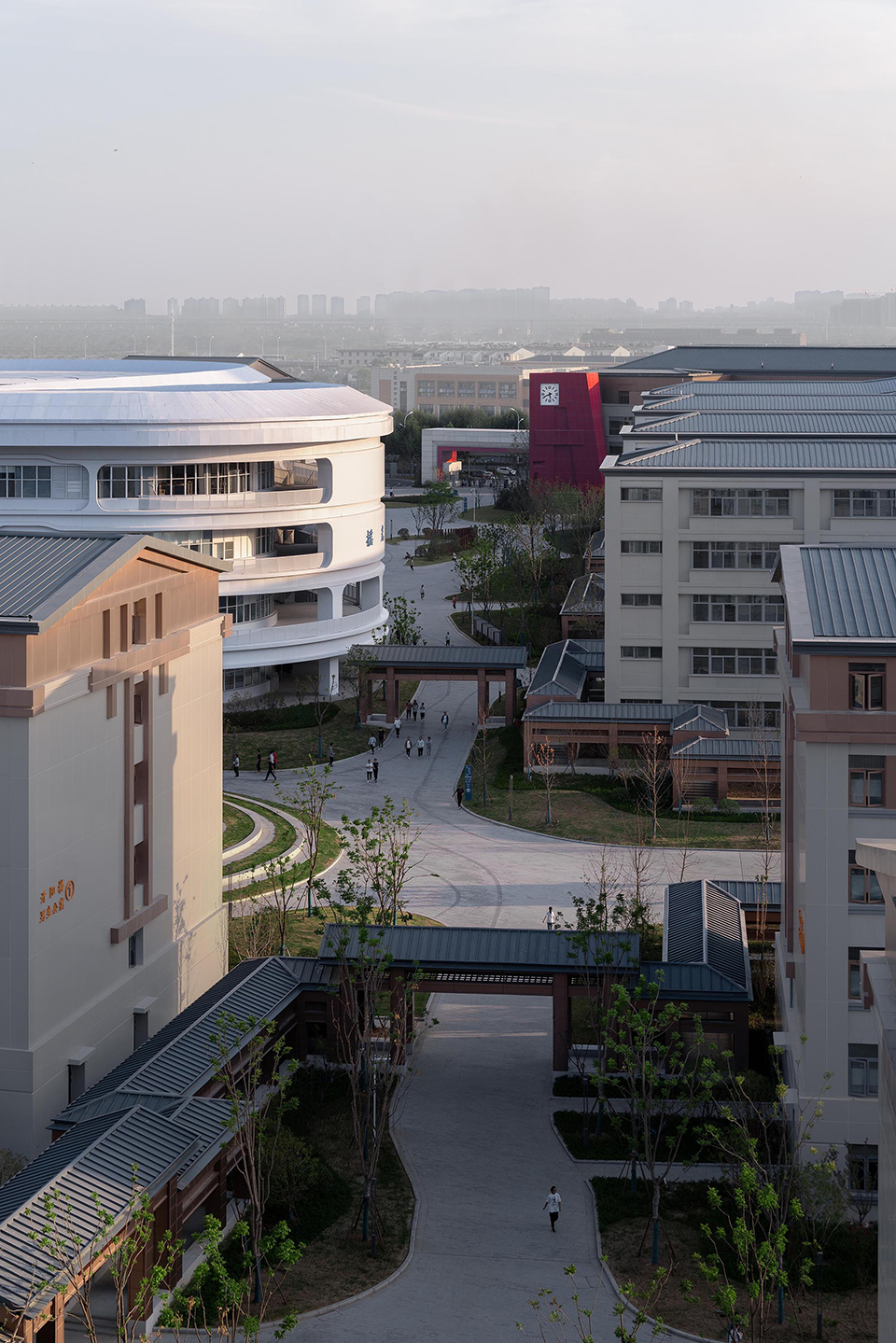 The East Campus of Hefei No.1 High School by UAD - 谷德设计网