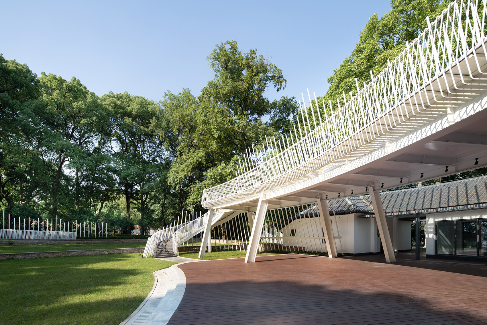 Deyou Amphitheater by UAO - 谷德设计网