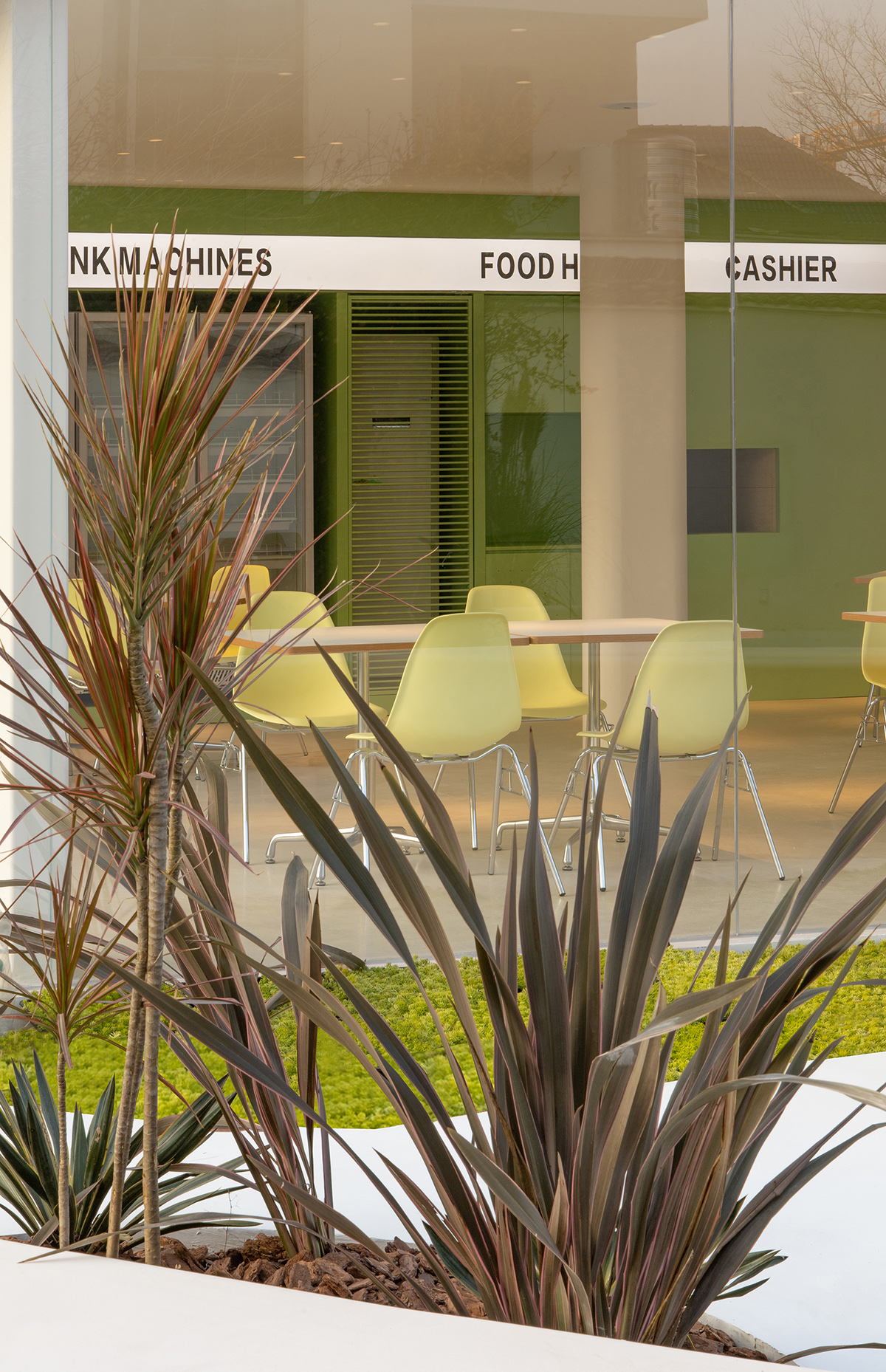 Ruyun Restaurant by Z.H.D.I - 谷德设计网