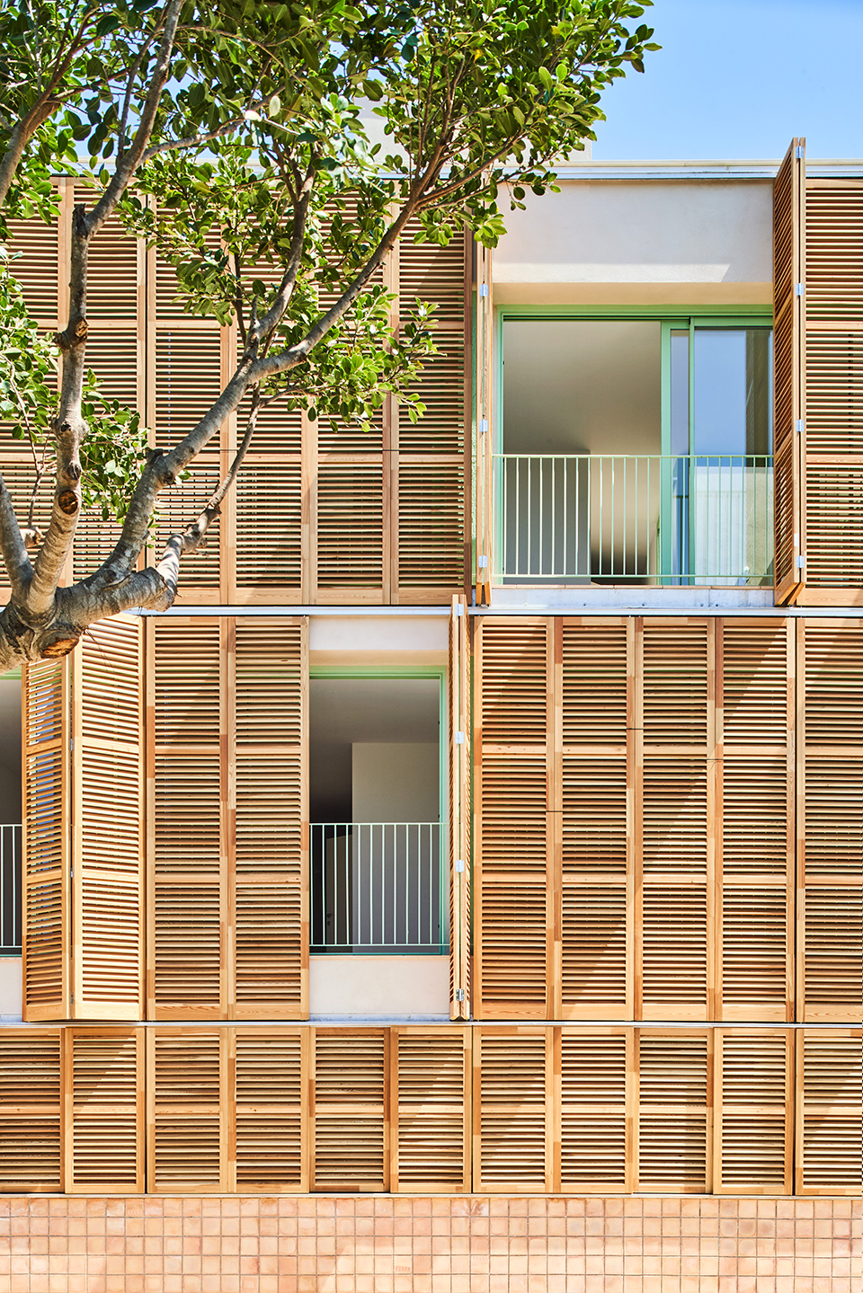 54 subsidized homes in Mallorca by Alventosa Morell Arquitectes - 谷德设计网