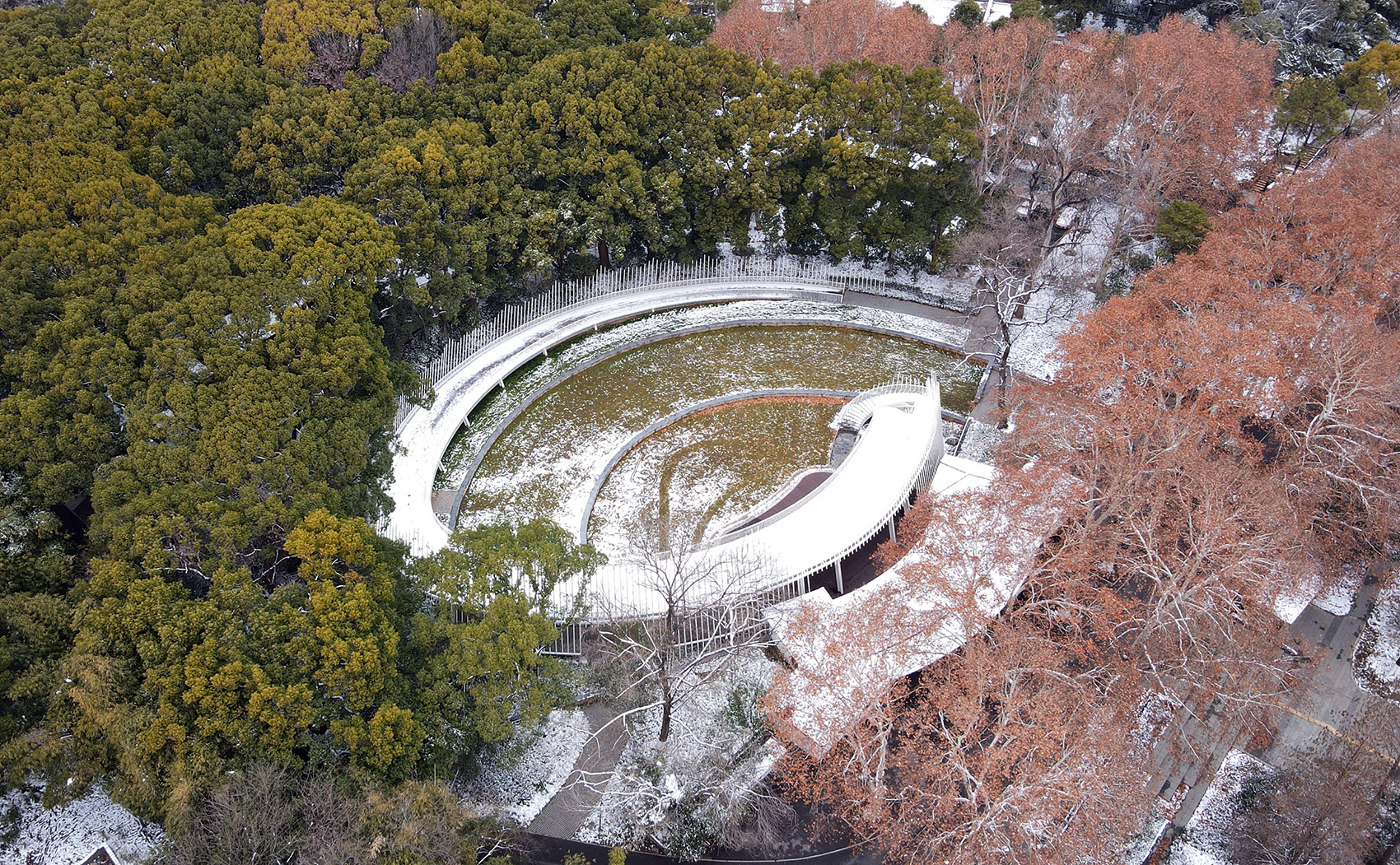 Deyou Amphitheater by UAO - 谷德设计网