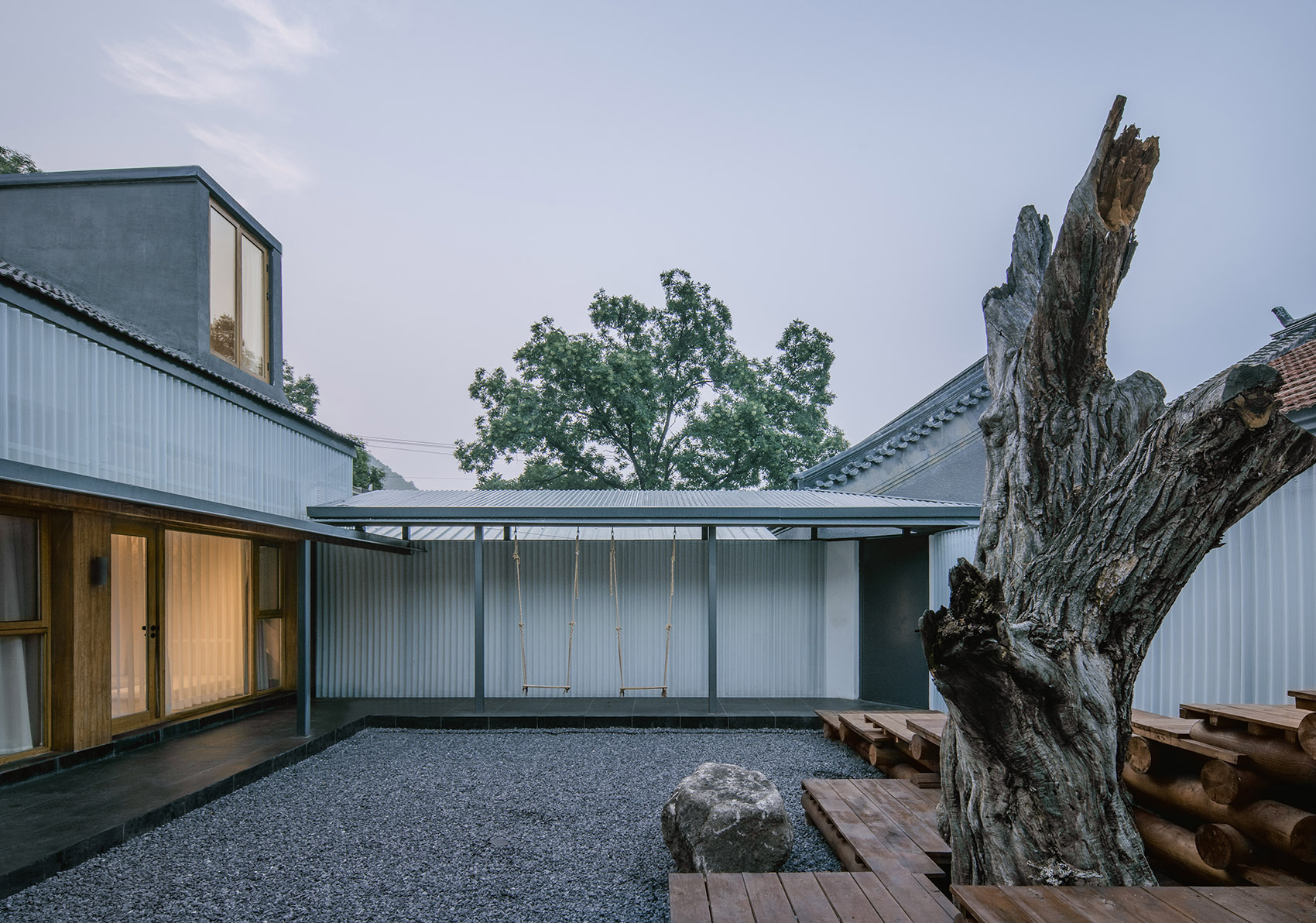 Harrierfall – Beacon Tower in My Yard by DL Atelier - 谷德设计网