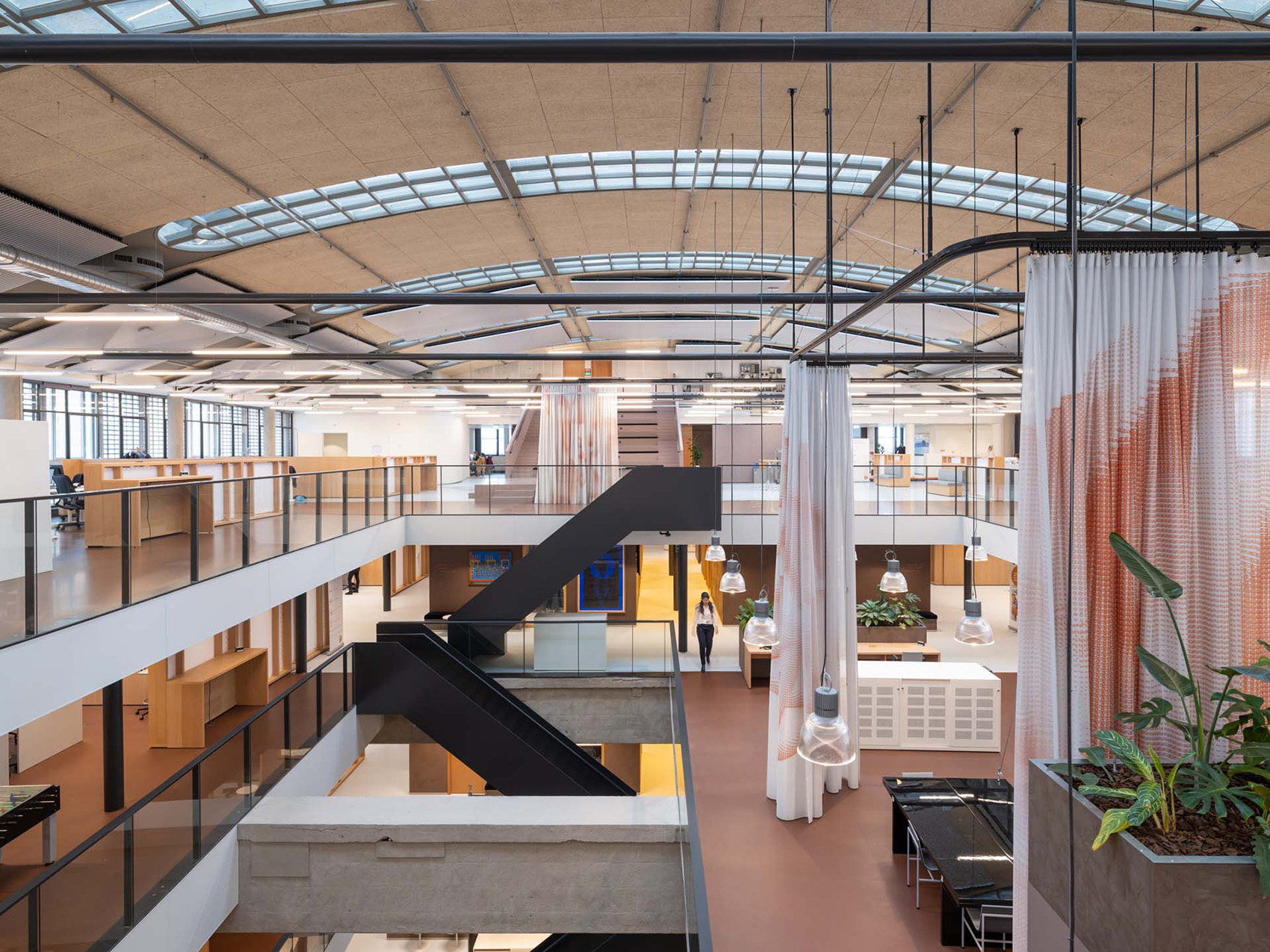 Stationspostgebouw by KCAP + Kraaijvanger Architects - 谷德设计网