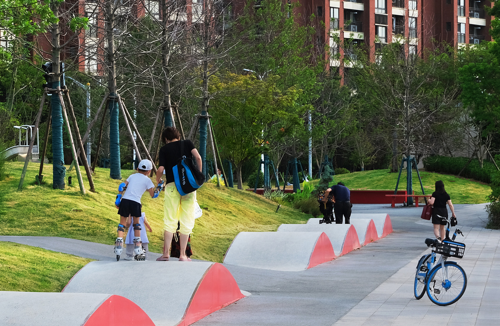 Shangkun Yueshan South Riverfront Community Park by Possibilism Design ...