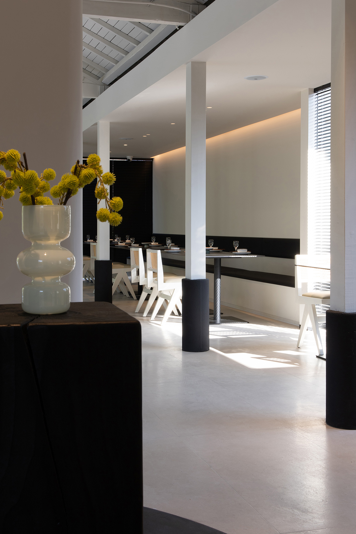 Ruyun Restaurant by Z.H.D.I - 谷德设计网