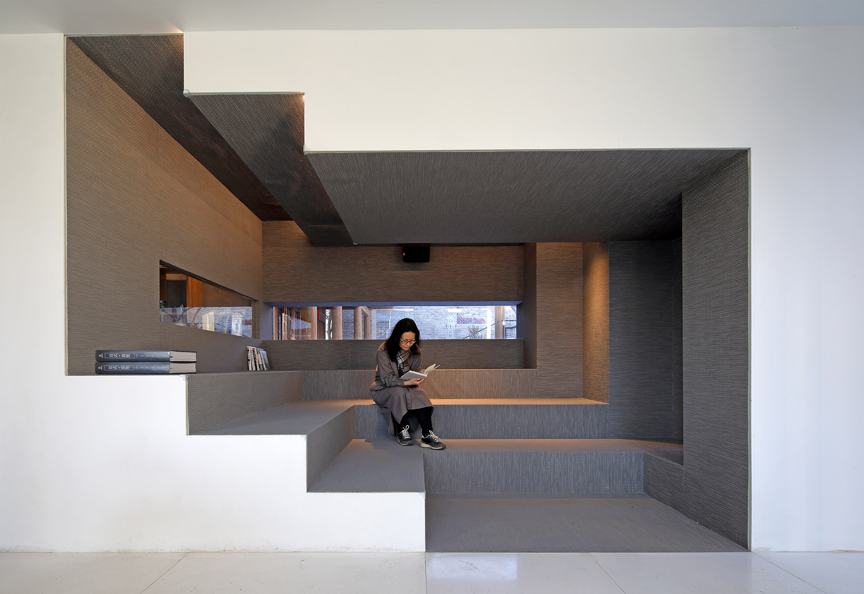 Courtyard renovation at No. 33 Gulou West Street in Beijing by United Design Architects - 谷德设计网