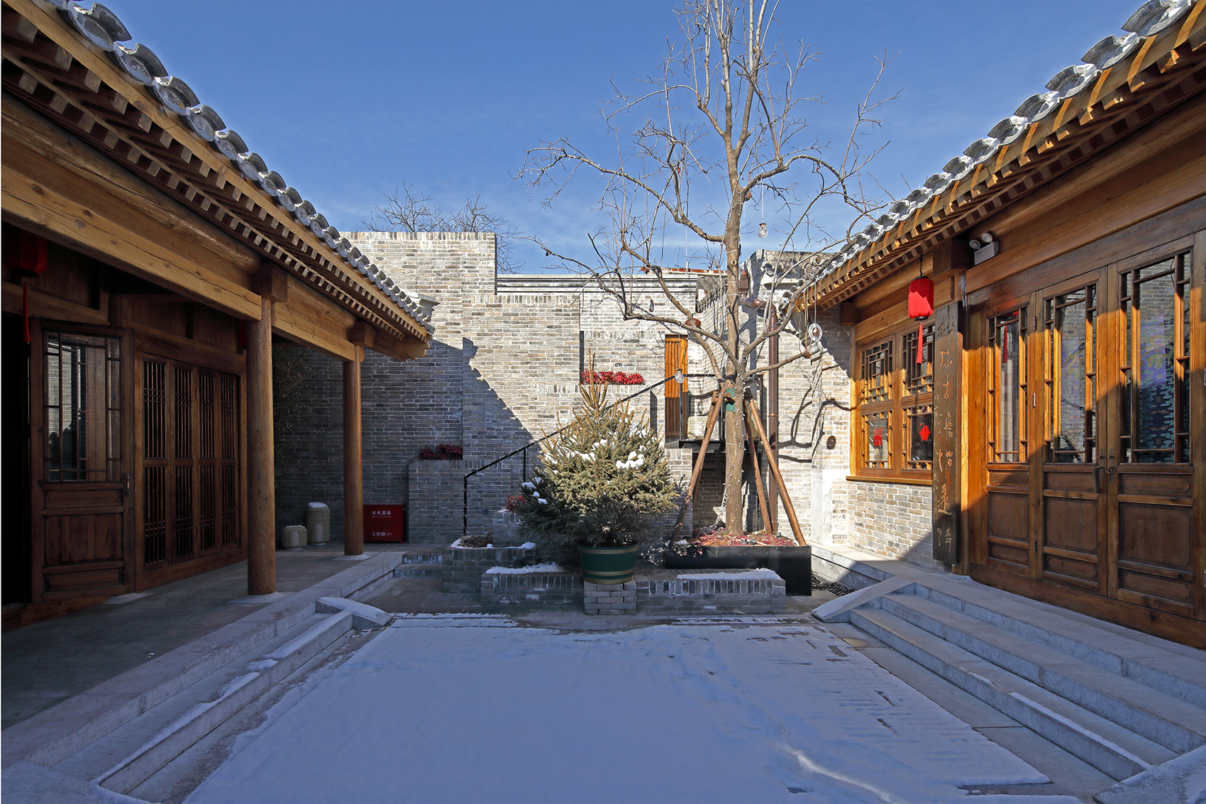 Courtyard renovation at No. 33 Gulou West Street in Beijing by United Design Architects - 谷德设计网