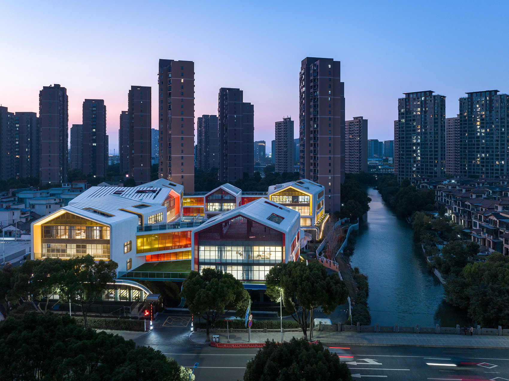 KINCANG Modern Pre-School by LYCS Architecture - 谷德设计网