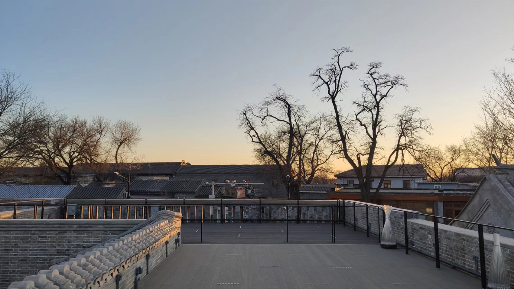 Courtyard renovation at No. 33 Gulou West Street in Beijing by United ...