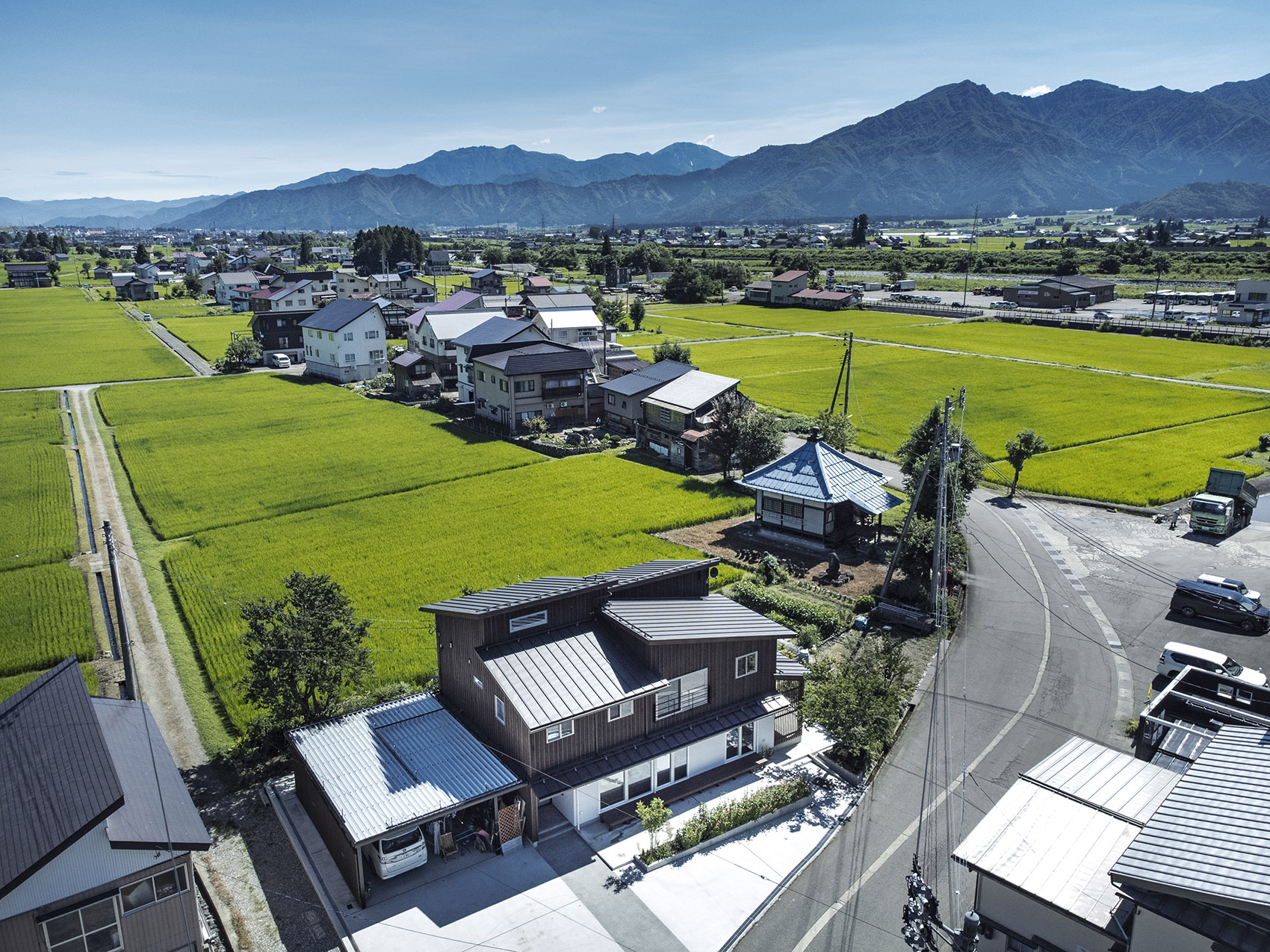 Villa Uonuma by Tsutsumi & Associates - 谷德设计网