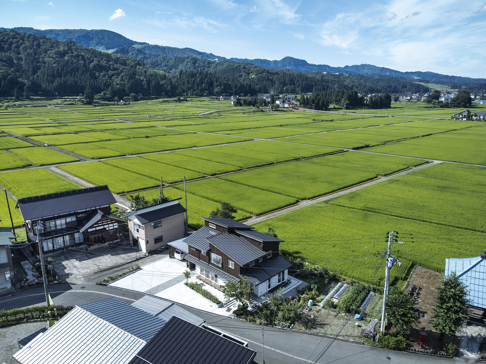 Villa Uonuma by Tsutsumi & Associates - 谷德设计网