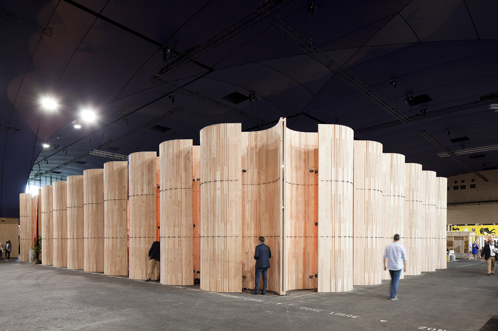 The Ephemeral Auditorium Paris by ArtBuild Architects - 谷德设计网