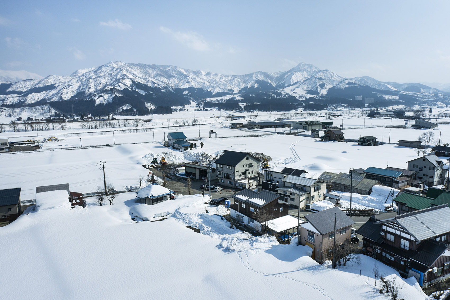 Villa Uonuma by Tsutsumi & Associates - 谷德设计网