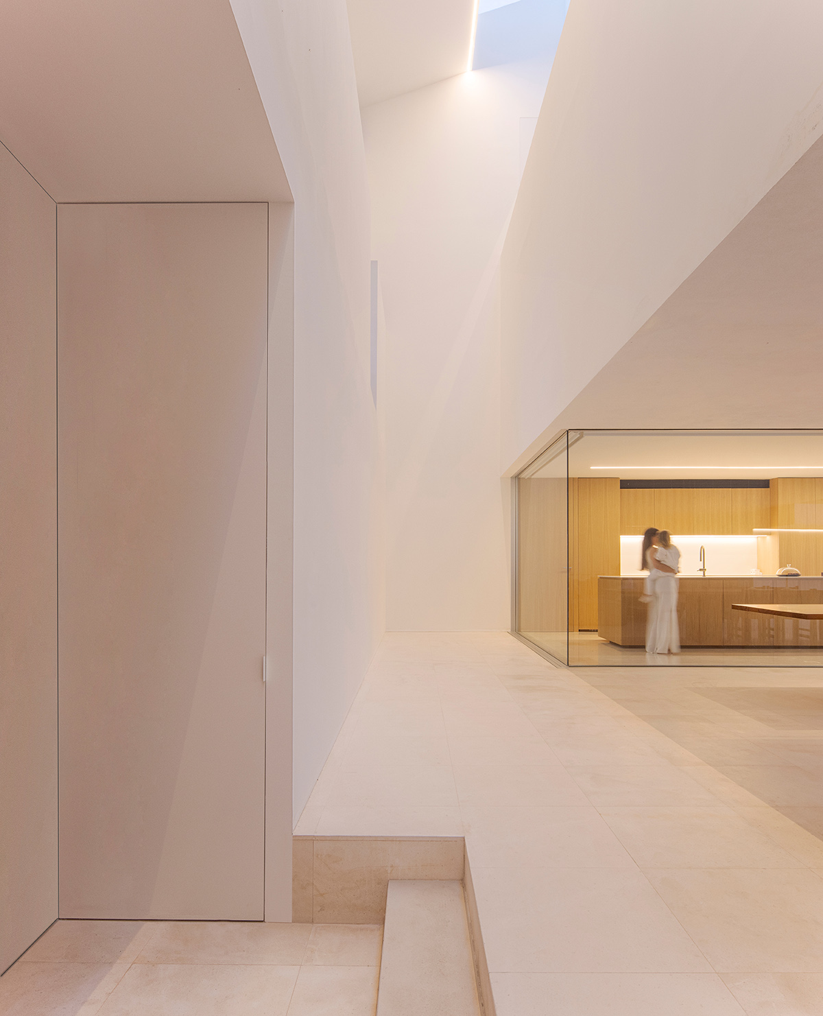 The Empty House by Fran Silvestre Arquitectos - 谷德设计网