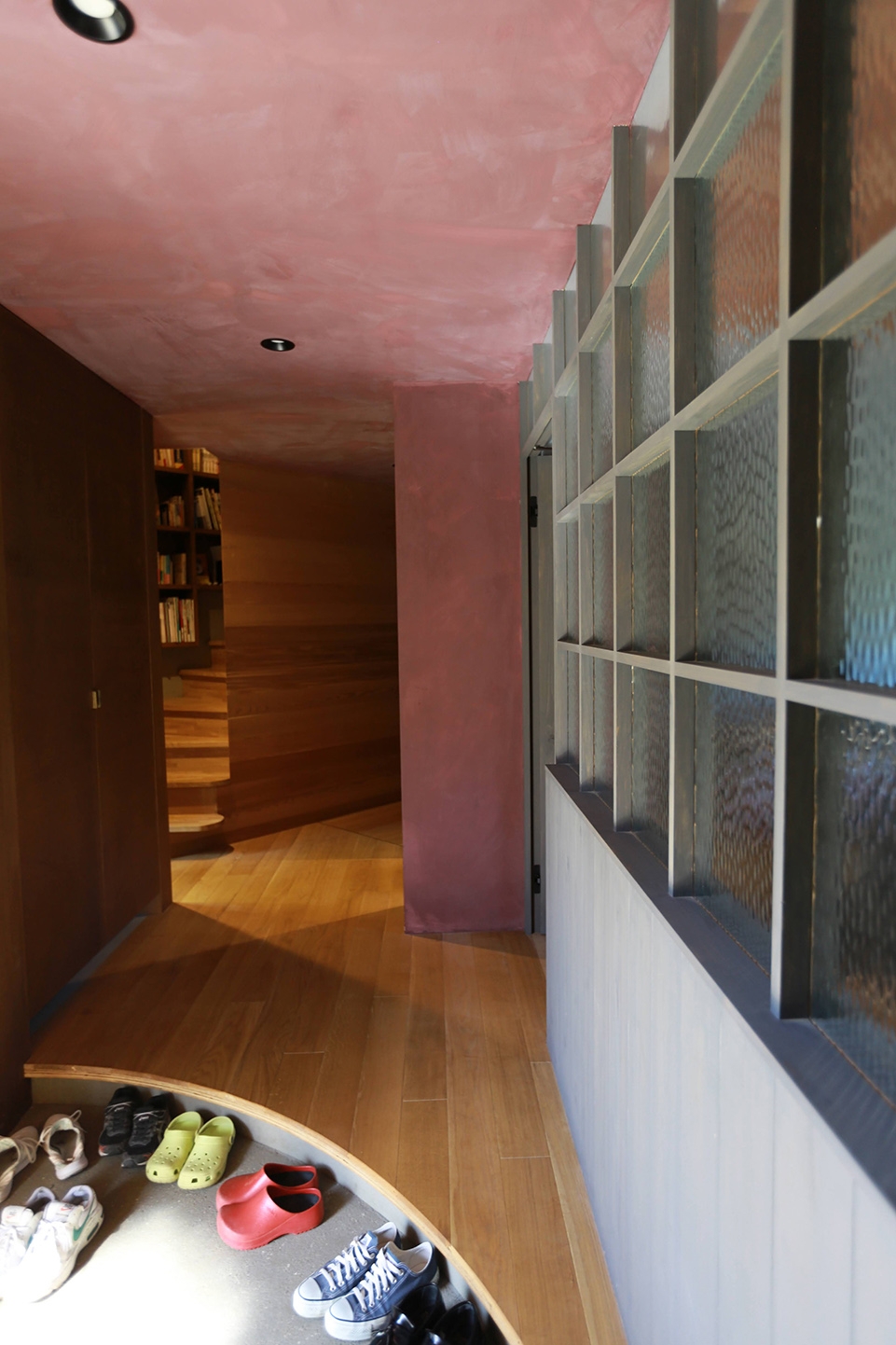 Kimoto House by Niko Design Studio - 谷德设计网