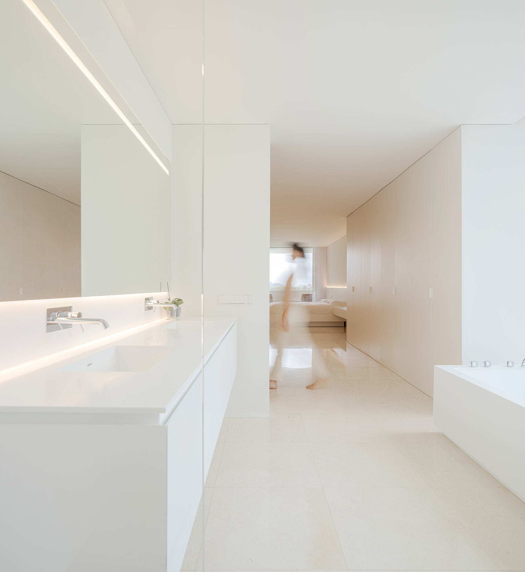 The Empty House by Fran Silvestre Arquitectos - 谷德设计网