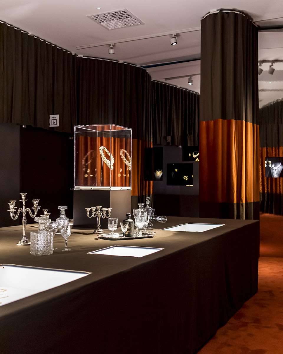 DIVA MUSEUM Scenography Design by Beyond Space - 谷德设计网