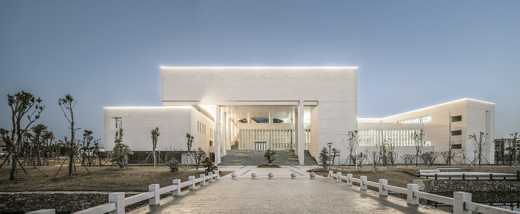 JINGSHAN LIBRARY & ARCHIVES, China by Jiangzuo Studio / The Architectural and Urban Planning ...