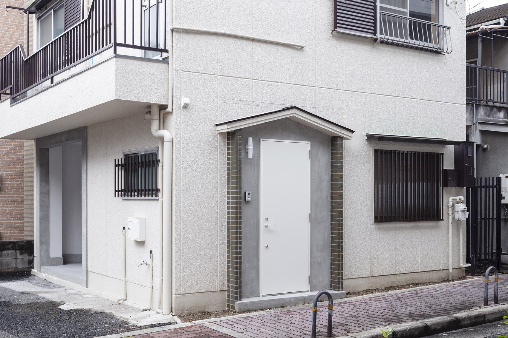 House in Kohama by Shimpei Oda Architect Office and Atelier Loowe Inc ...