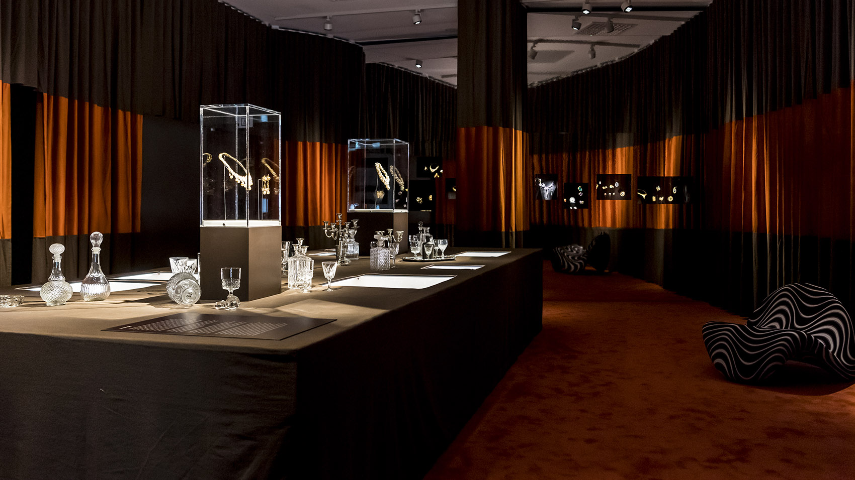 DIVA MUSEUM Scenography Design by Beyond Space - 谷德设计网