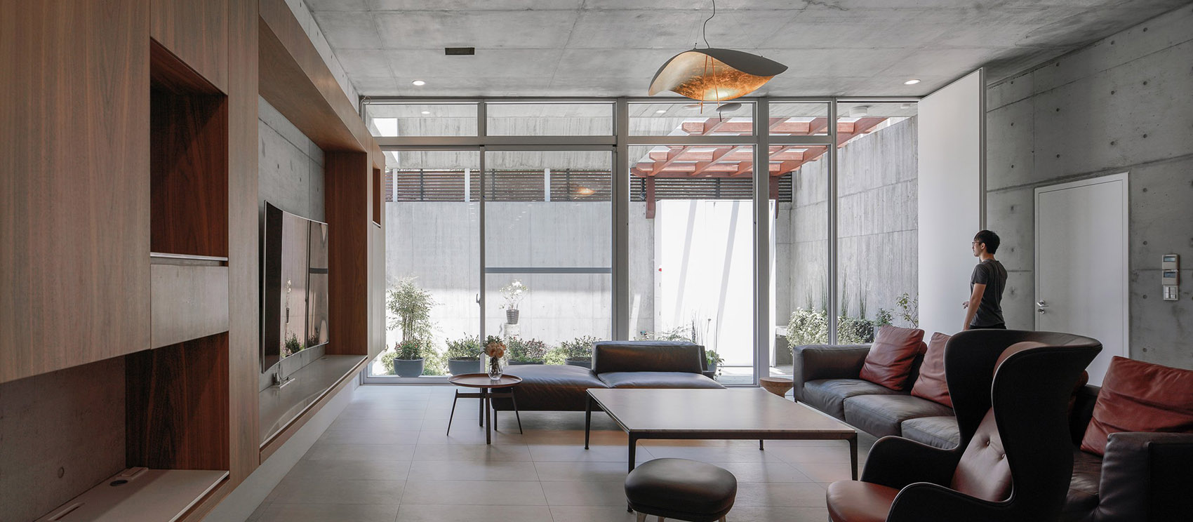 House of Roofs by Behet Bondzio Lin Architekten - 谷德设计网