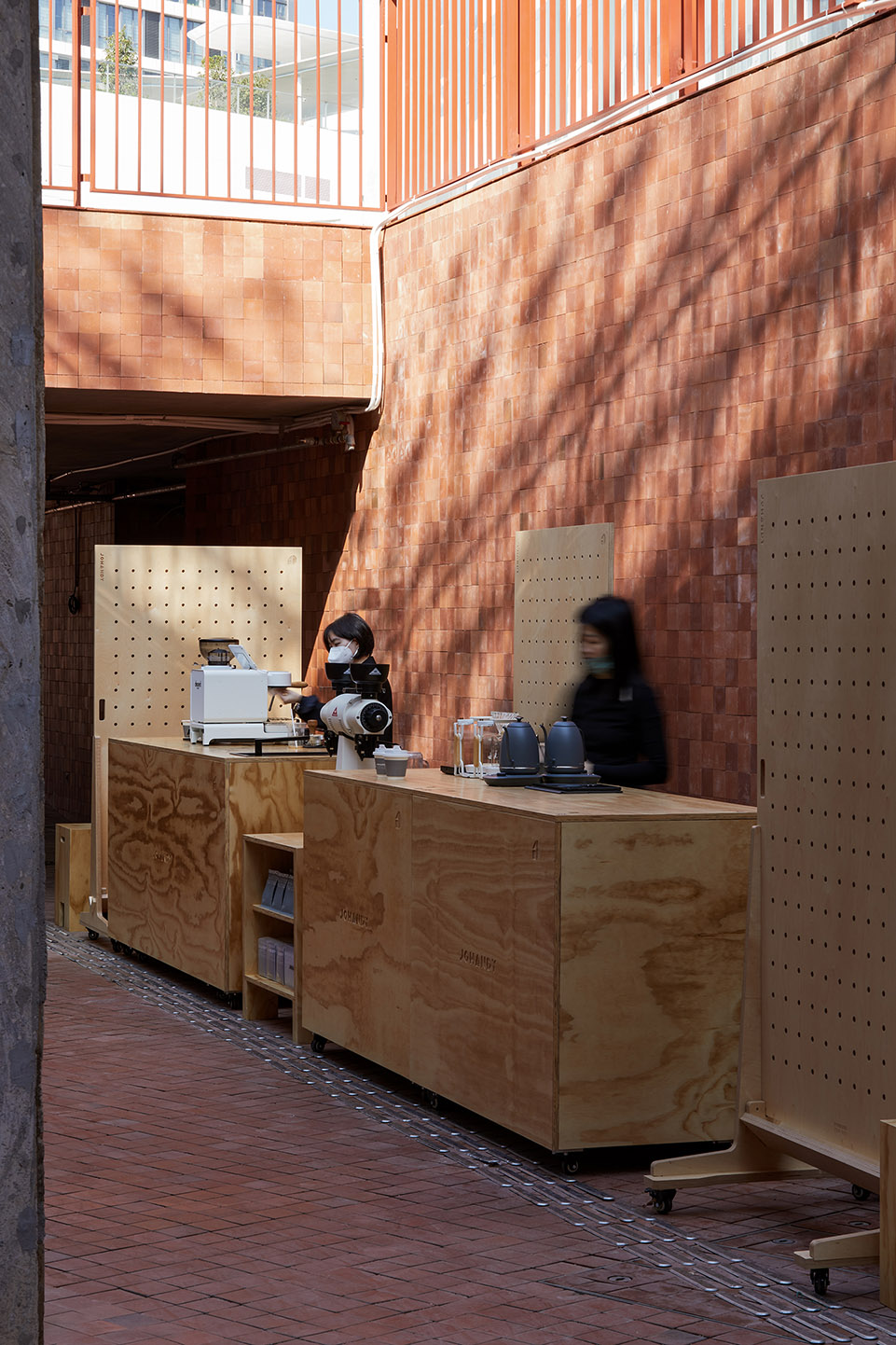 JOHANDY traveler’s mobile cafe by 725321STUDIO - 谷德设计网