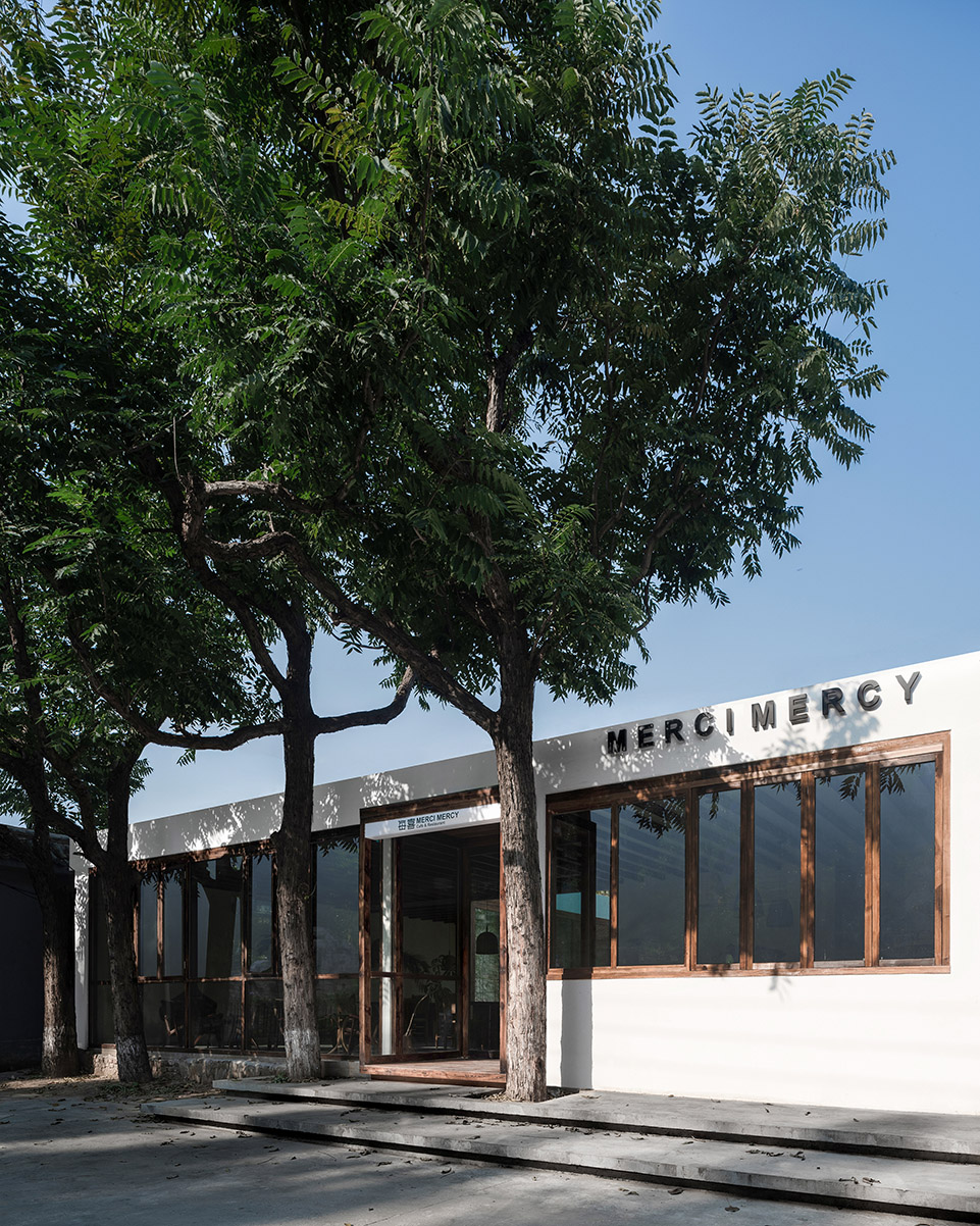 Merci Mercy restaurant by WUJIASANJIAN STUDIO - 谷德设计网