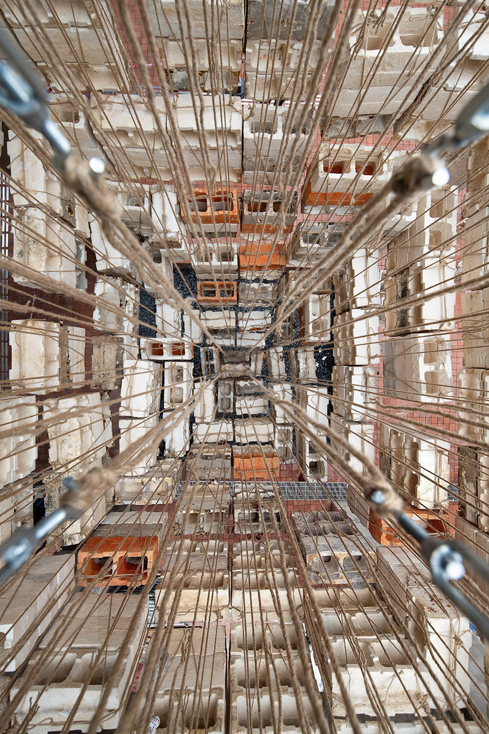 INVERTED ARCHITECTURE by Studio Link-Arc - 谷德设计网