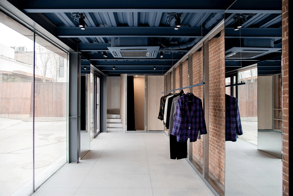 Eternal Hammer Vintage Store, Beijing by 15 STUDIO - 谷德设计网