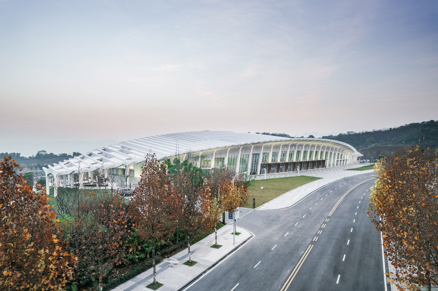 Chongqing Lijia Smart Hall, China by Gensler - 谷德设计网