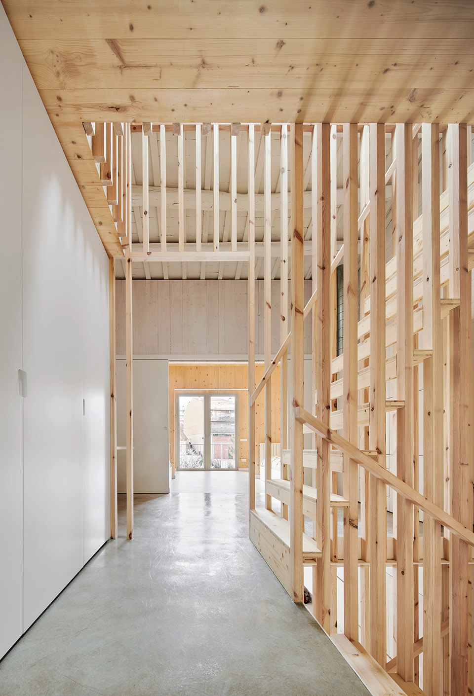 95PLA Renovation and expansion of a row house by Vallribera Noray ...