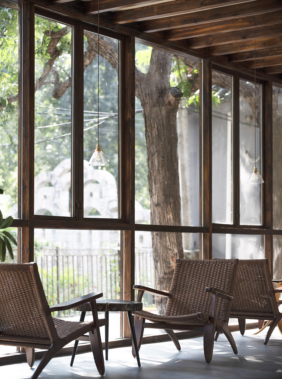 Merci Mercy restaurant by WUJIASANJIAN STUDIO - 谷德设计网