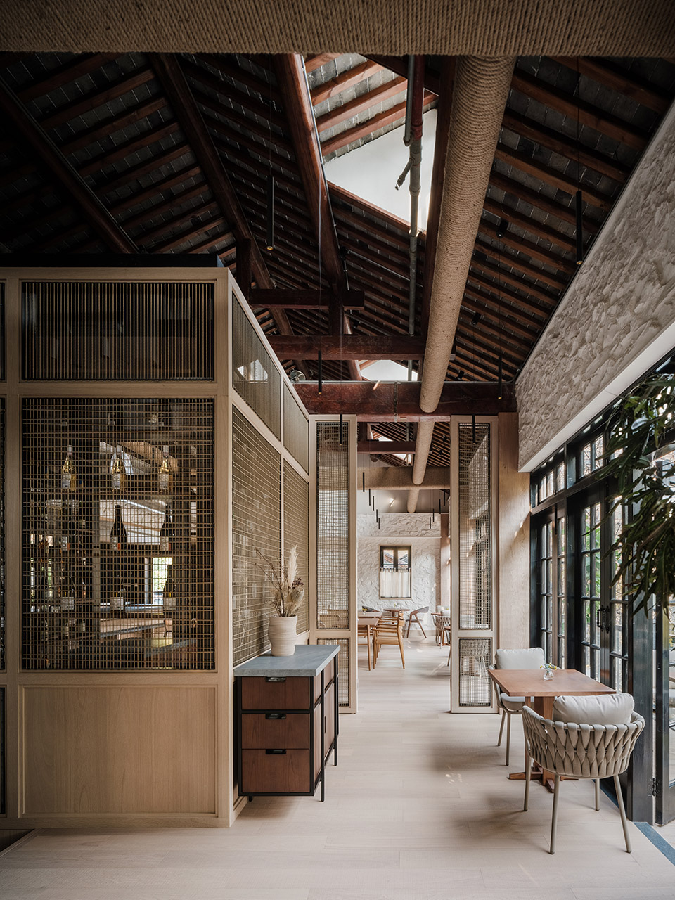 Gaga Coast, Shanghai by Linehouse - 谷德设计网