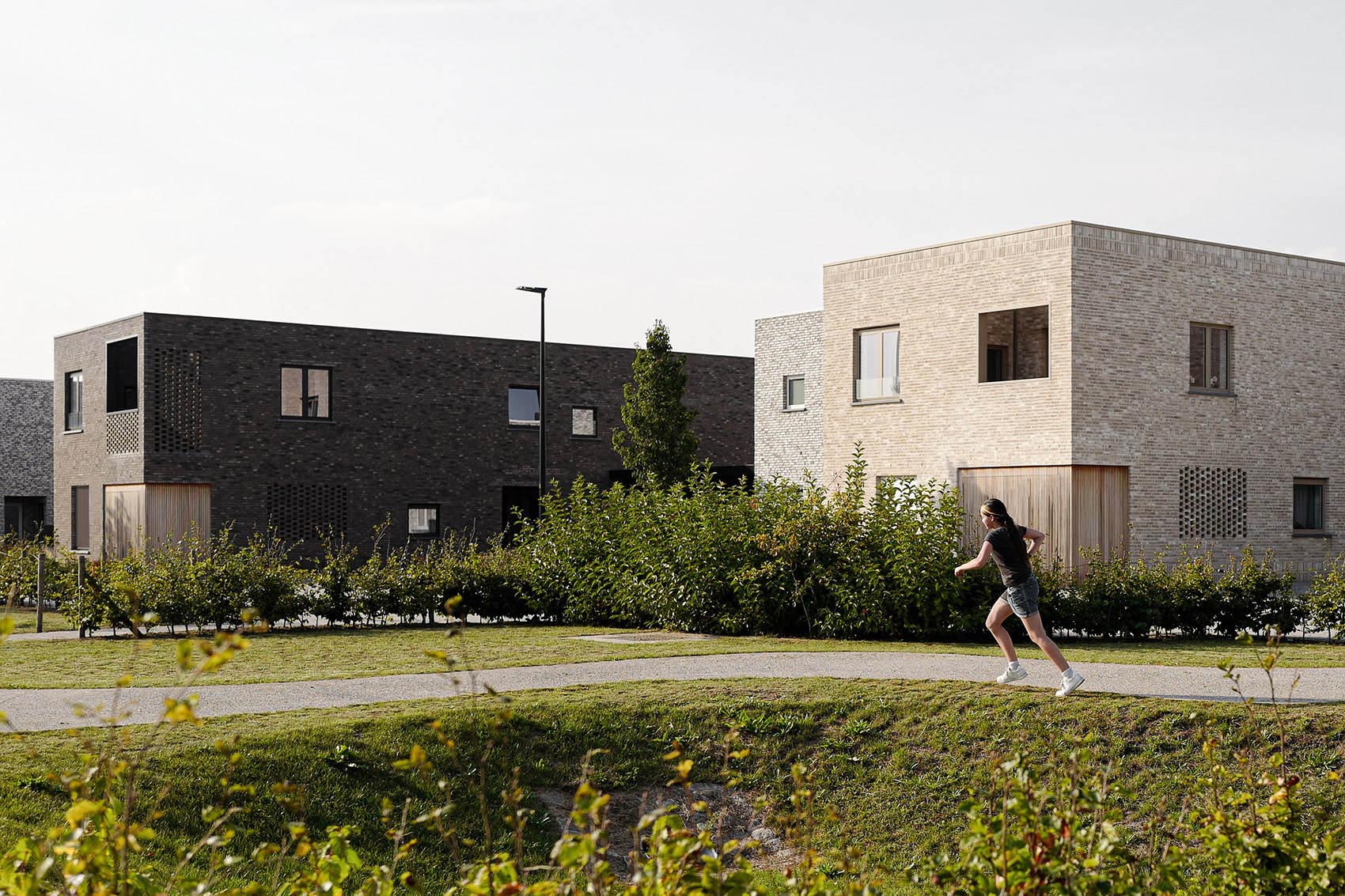 Social Housing in Dessel by Studio Farris Architects - 谷德设计网