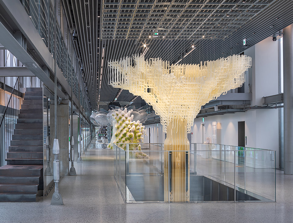 “Tree One” photosynthetic sculpture by ecoLogicStudio - 谷德设计网
