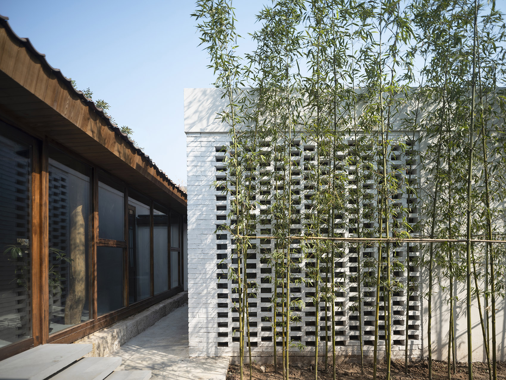 Merci Mercy restaurant by WUJIASANJIAN STUDIO - 谷德设计网