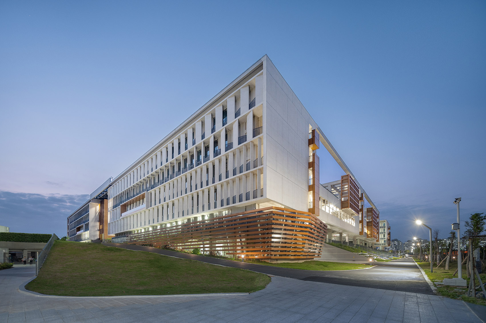 Public Teaching and learning building of Guangdong University of ...