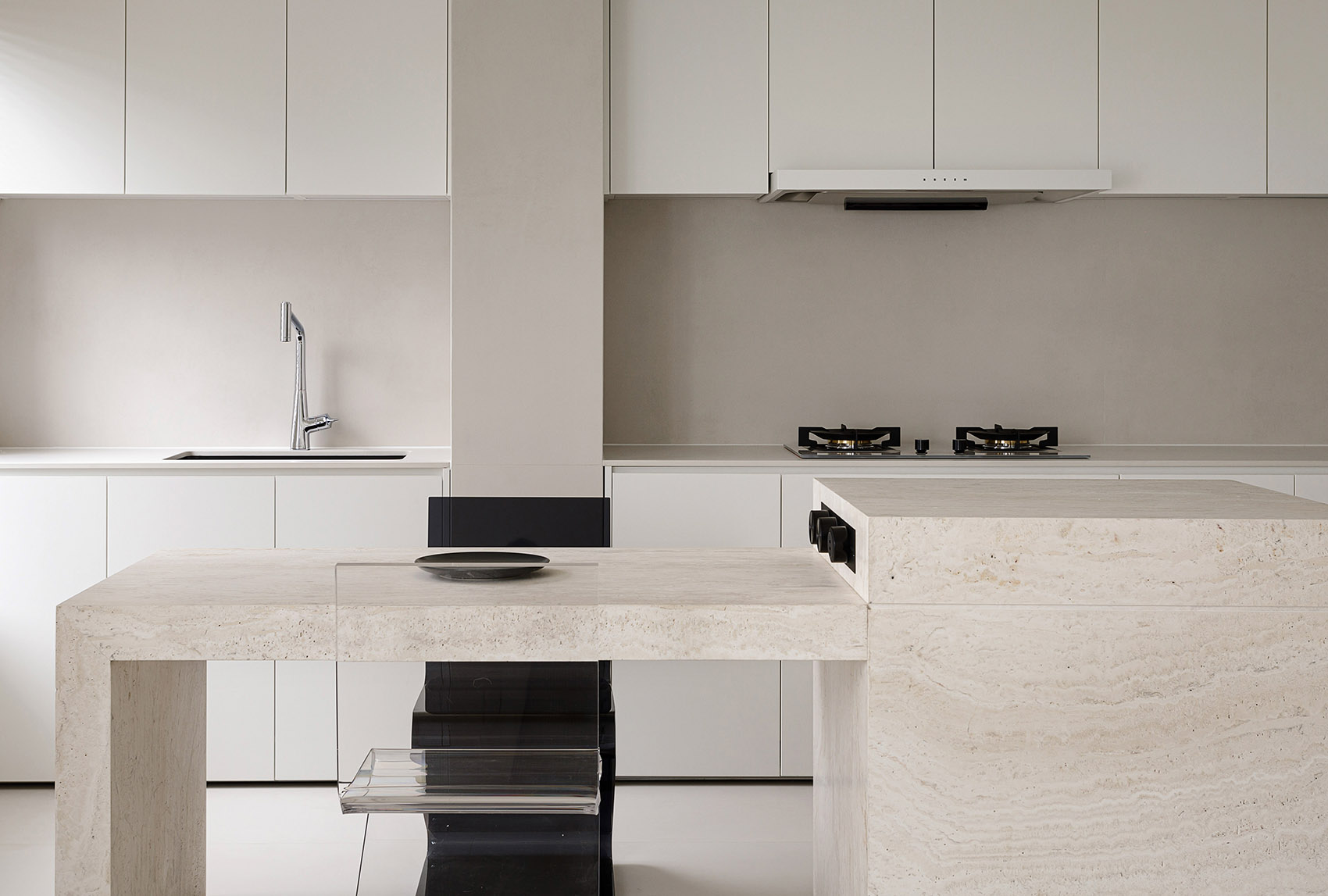 Between the lines, China by CHENJING DESIGN - 谷德设计网