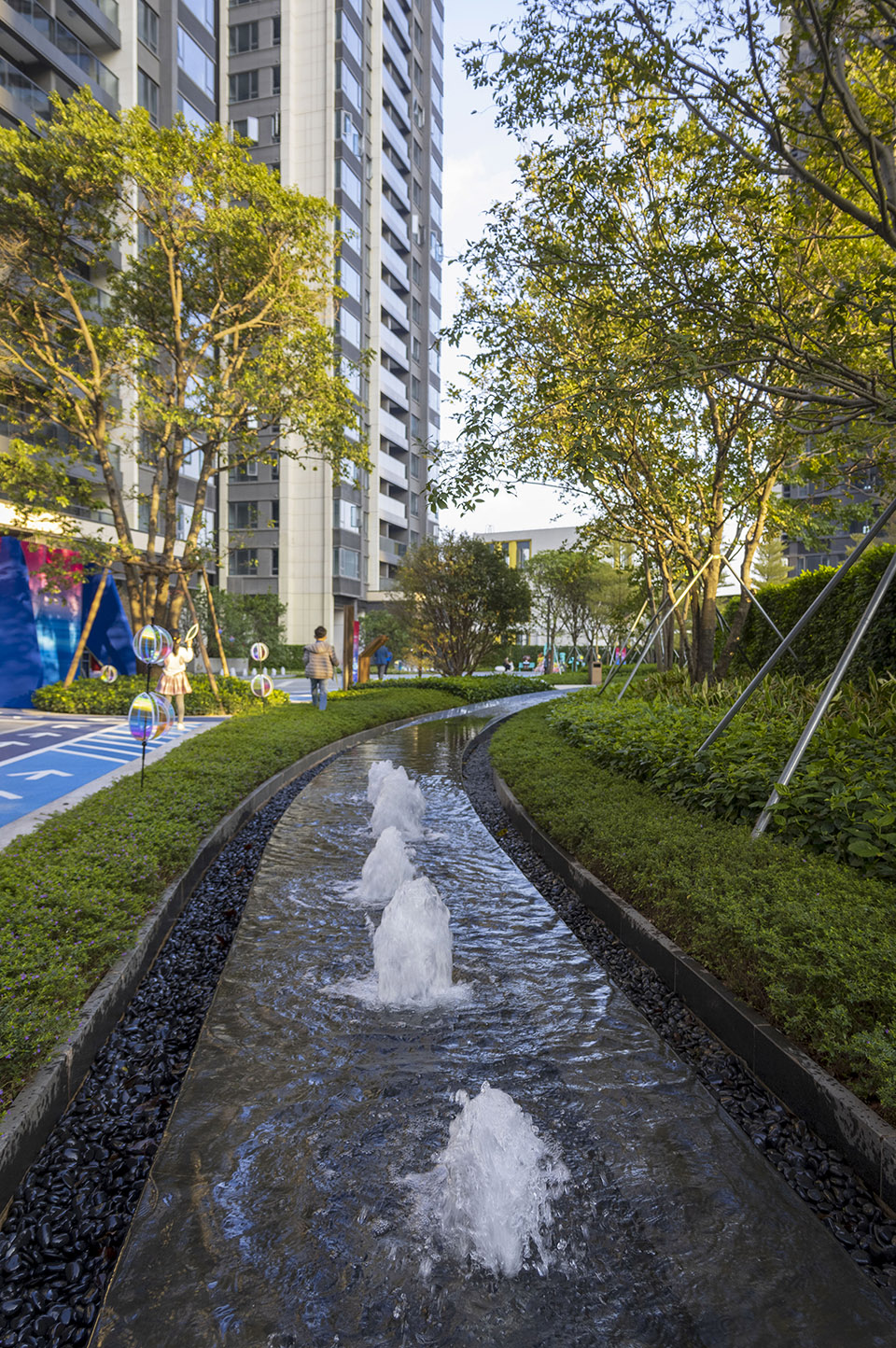 Shenzhen Yanlord Four Seasons New Gardens, China by CICADA + PUYU ...